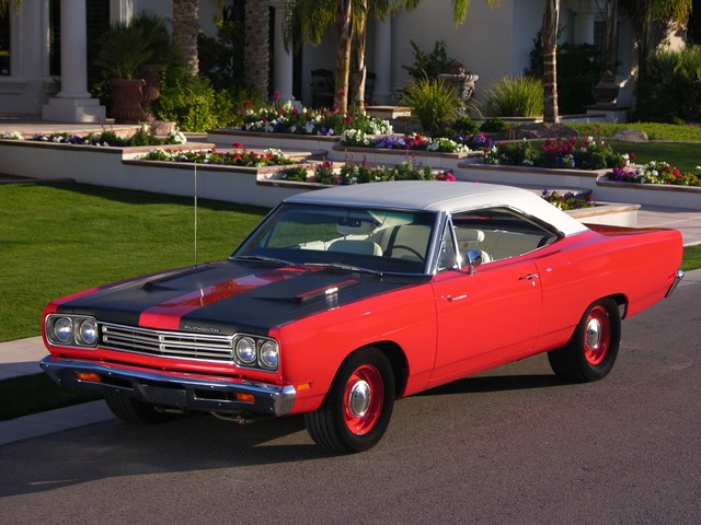 The HEMI Road Runner