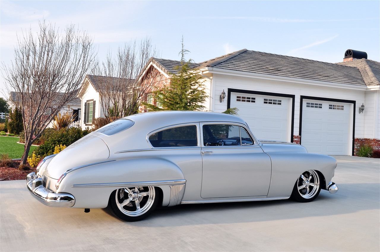 '49 Olds ROCKET 88