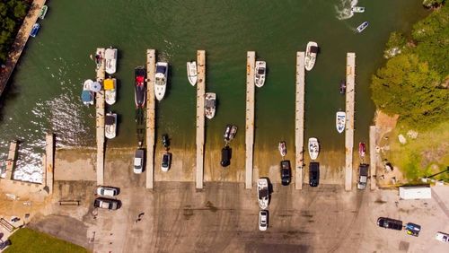 Boat Ramp Fails - You shouldn't laugh at others misfortune....