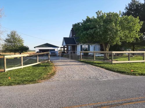 Farm Fence Contractor | ARK Fencing LLC