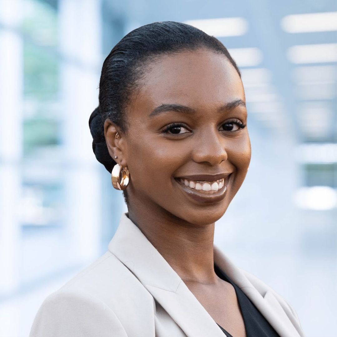 Business Headshots Handled | Virtual Headshots Platform for Teams