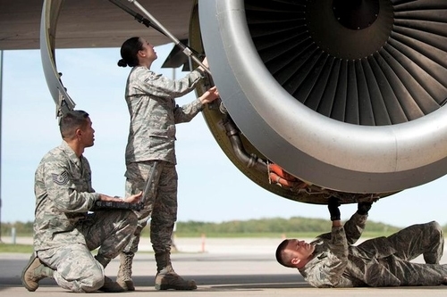 Home [www.avionicinstruments.com]