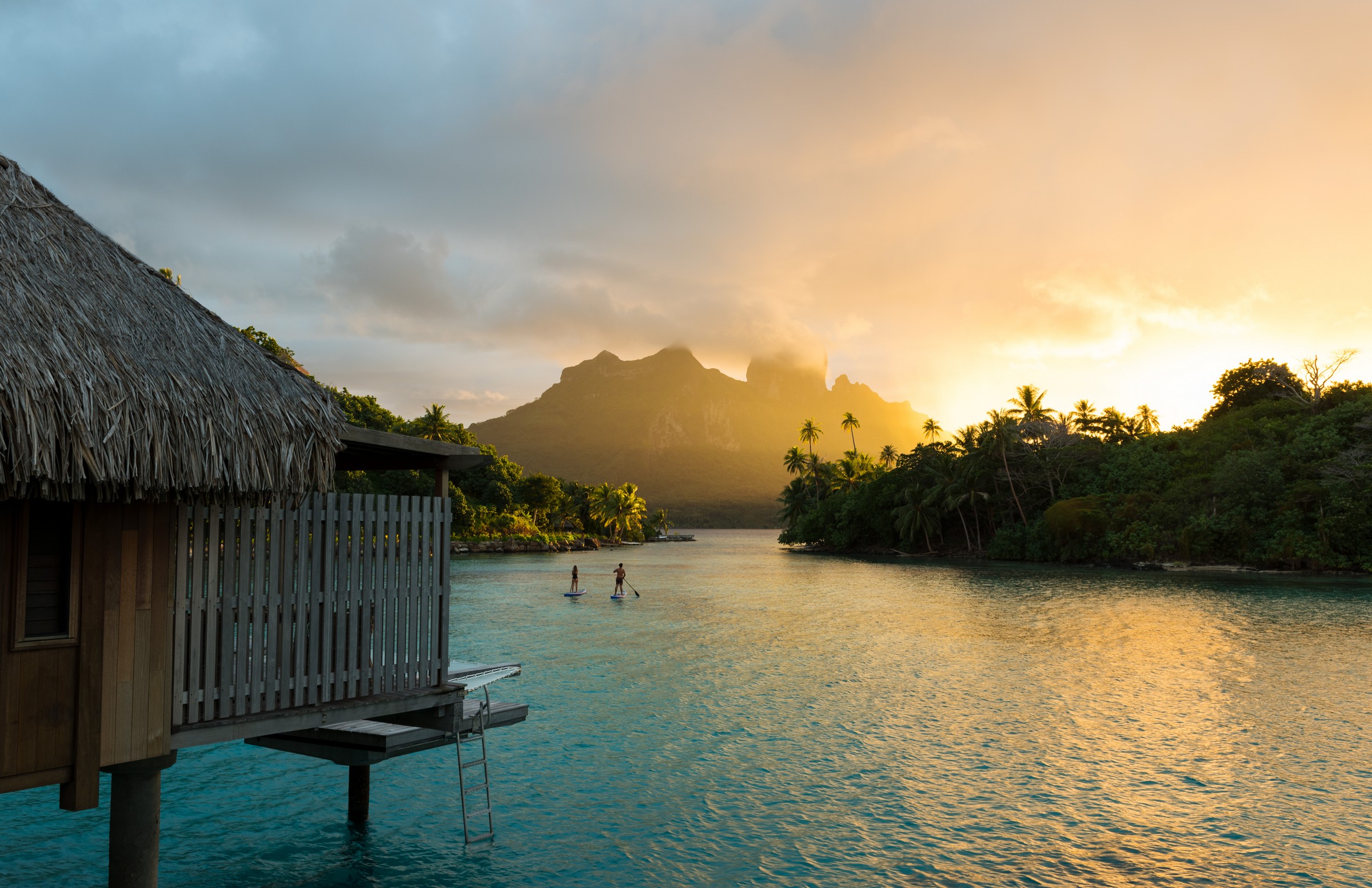 Moorea & Bora Bora | October Only Special Offer! | Venture Tahiti