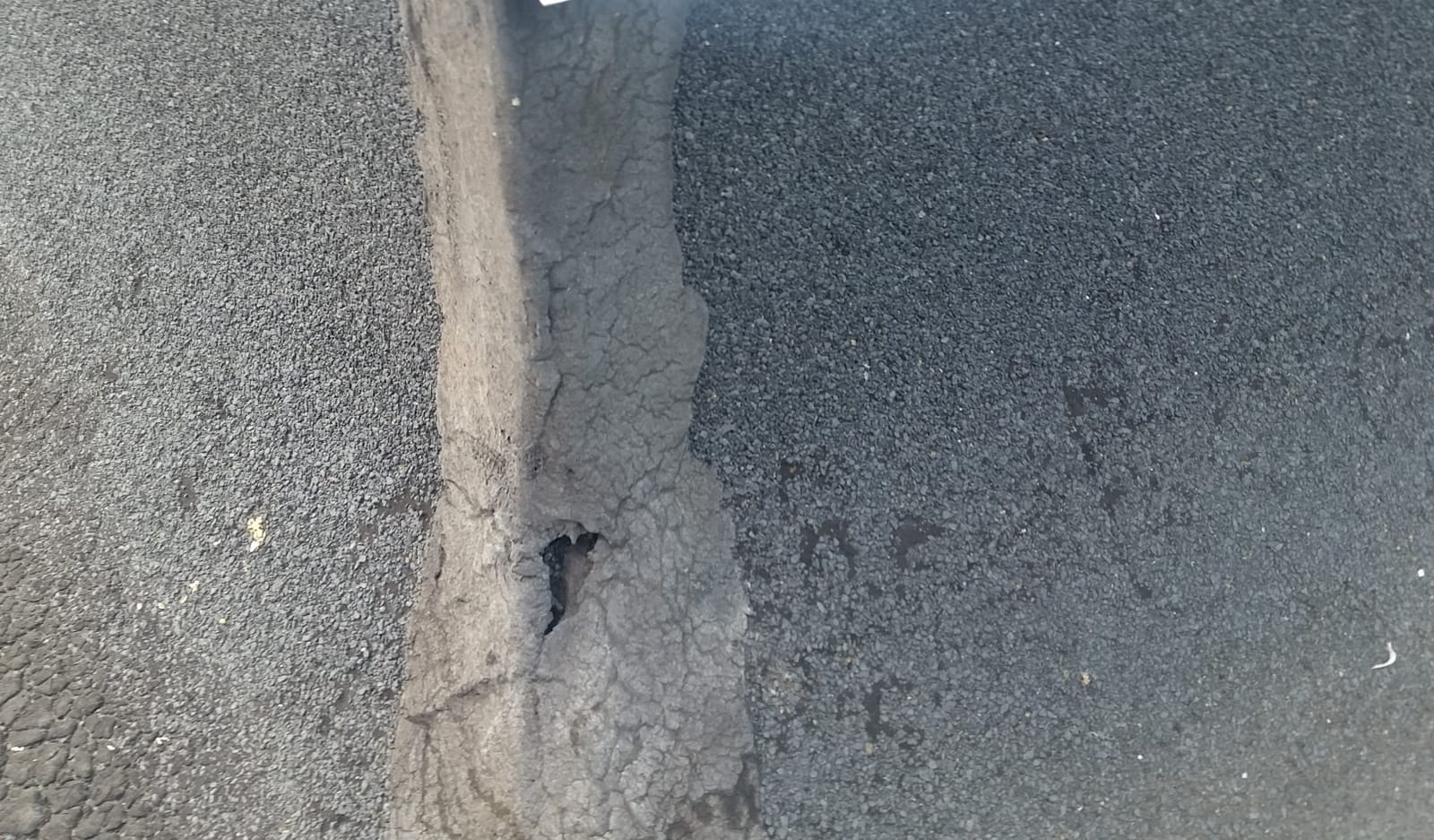 Blisters on Asphalt | KARNAK