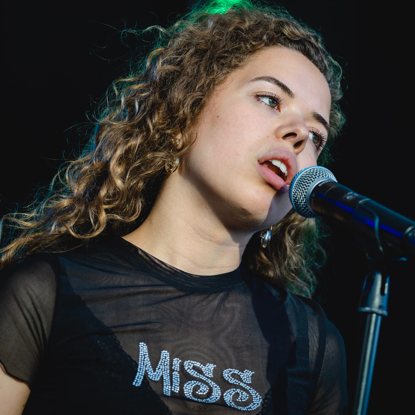 Nilufer Yanya - Concert Reviews | LiveRate