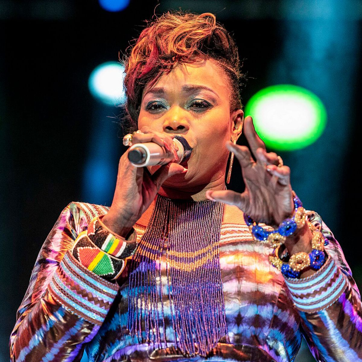 Oumou Sangare - Concert Reviews | LiveRate