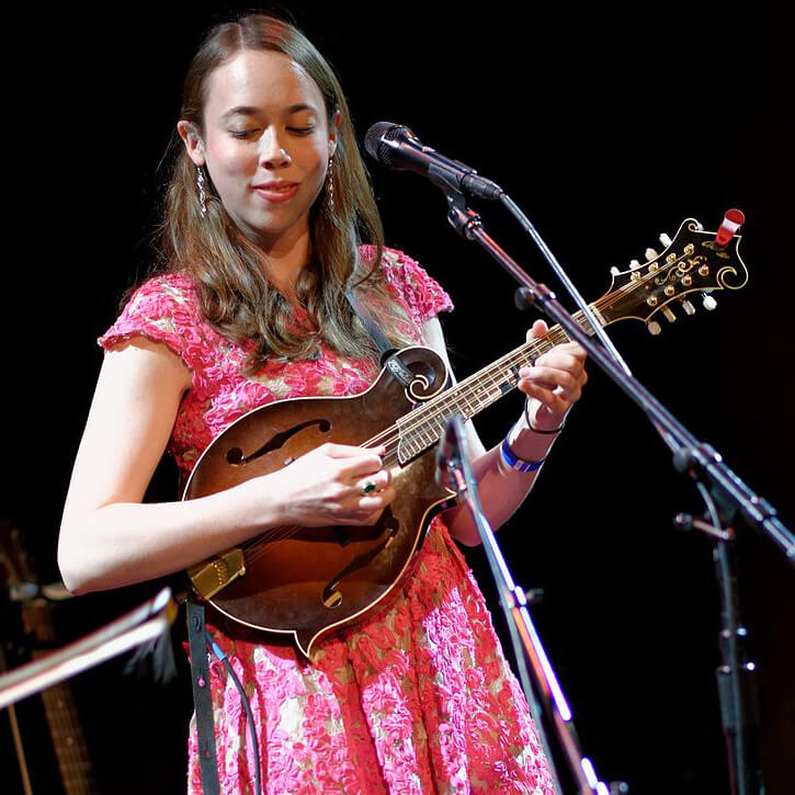 Sarah Jarosz - Concert Reviews | LiveRate