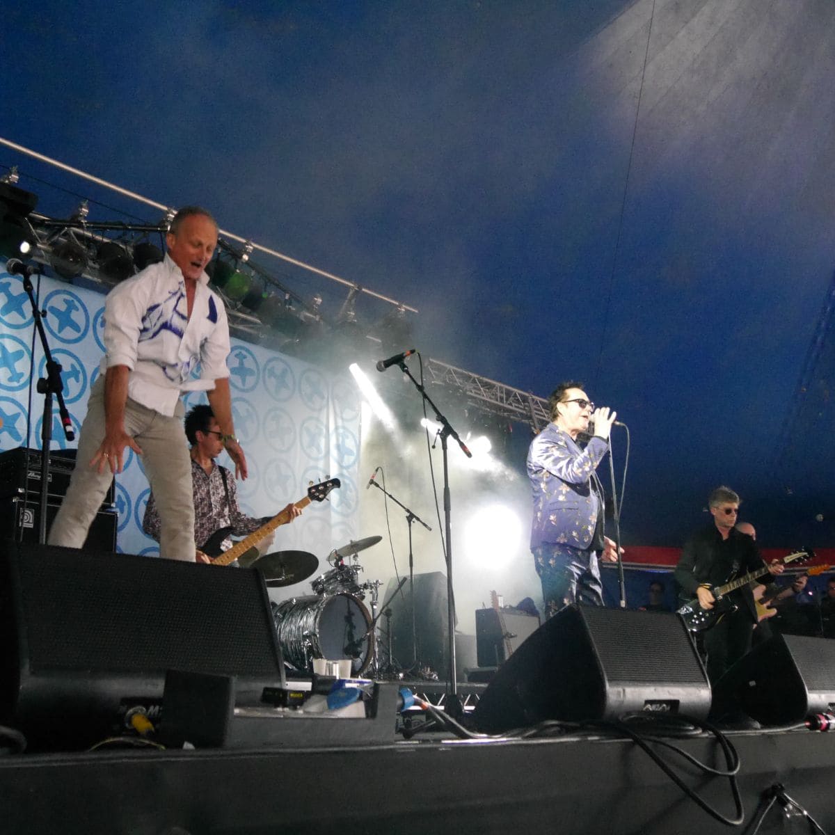 The Blue Aeroplanes - Concert Reviews | LiveRate