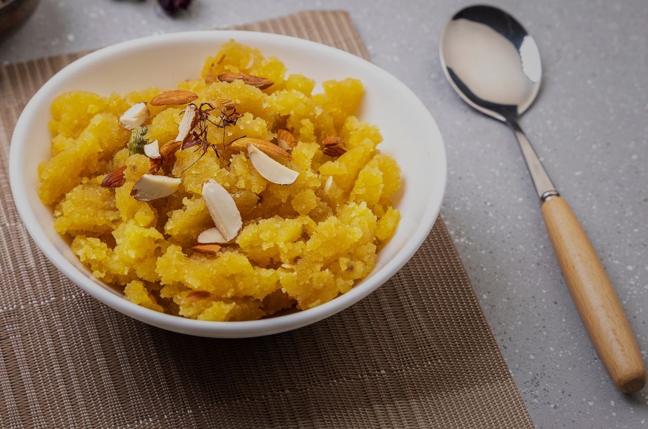 Suji Ka Halwa Recipes - Steps to Make Tasty Halwa Recipes | cult.fit