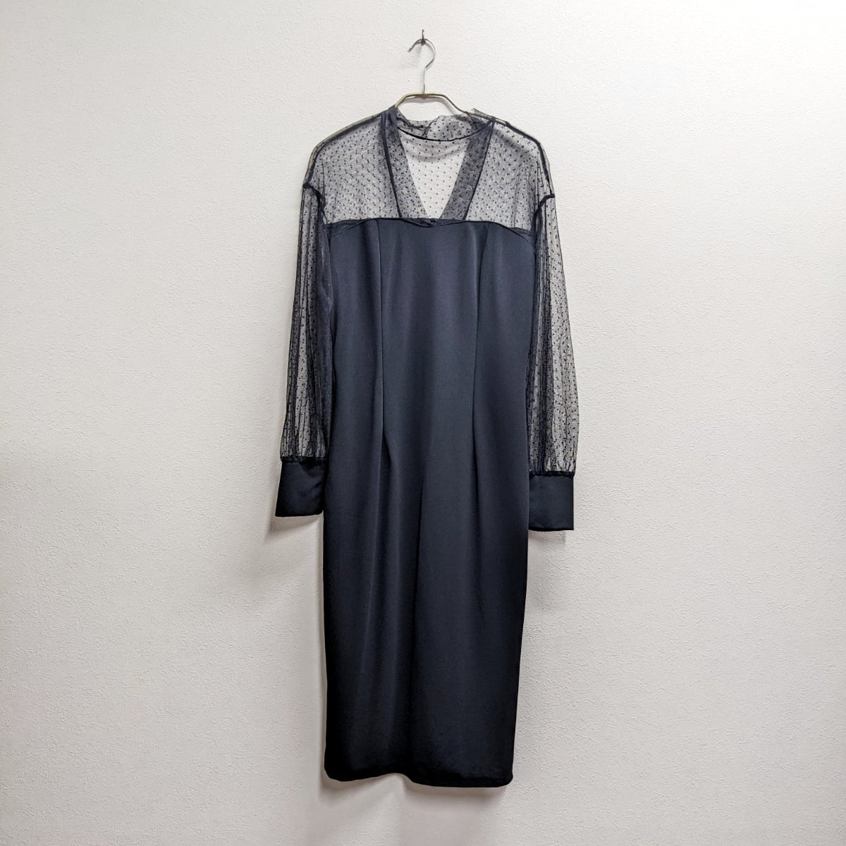 #20173 | Empty Dressy