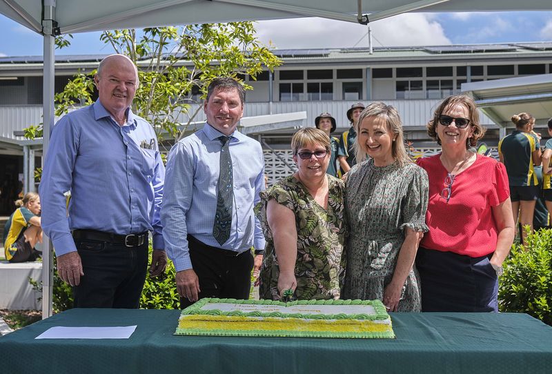 Prossie High Cuts The Cake On Revamped Quadrangle - Mackay Whitsunday LIfe