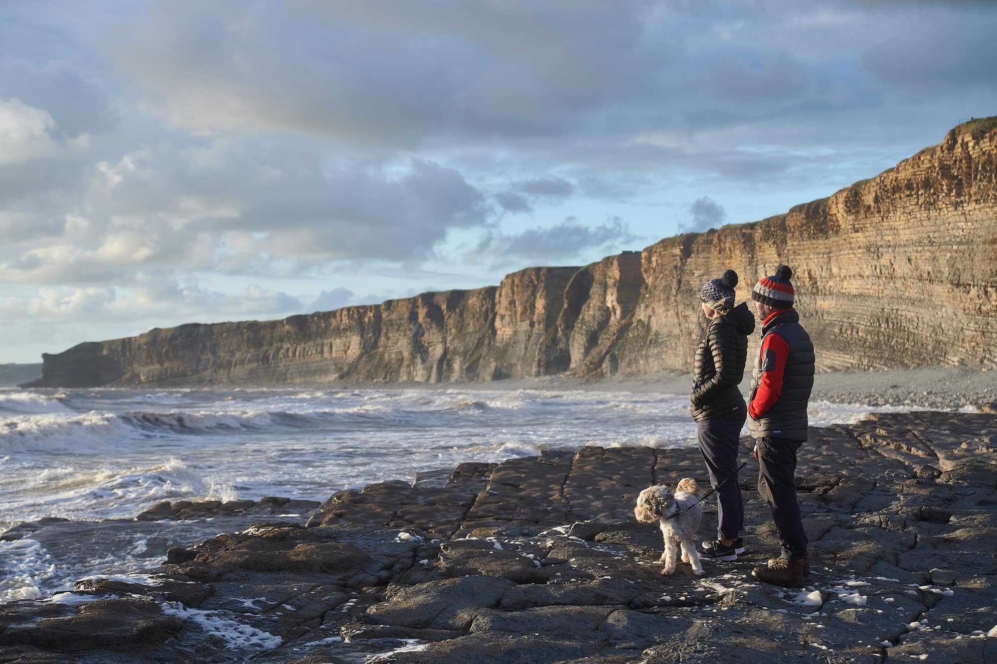 Nash Point Beach and Lighthouse | Visit The Vale