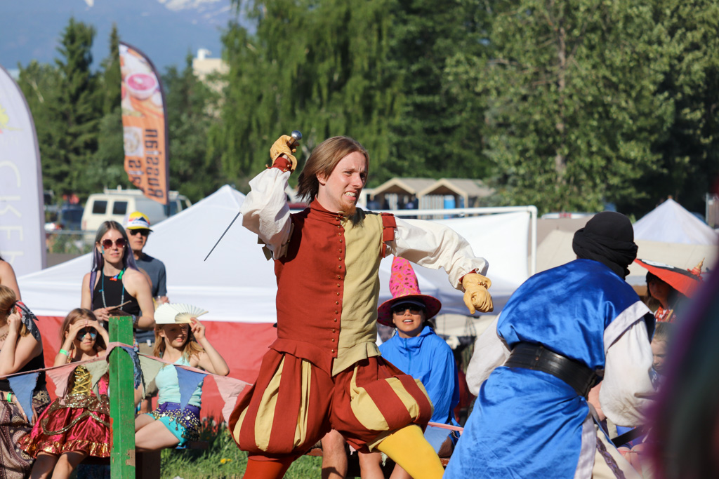 Lords, ladies and pirates out and about: history comes alive at Three ...