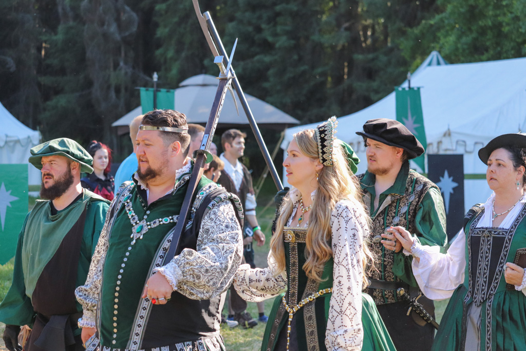 Lords, ladies and pirates out and about: history comes alive at Three ...