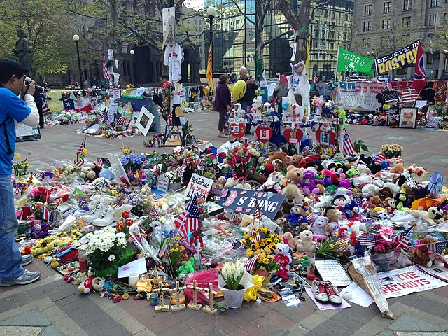 Tragedy and triumph: Red Sox send a message about the Boston Marathon ...