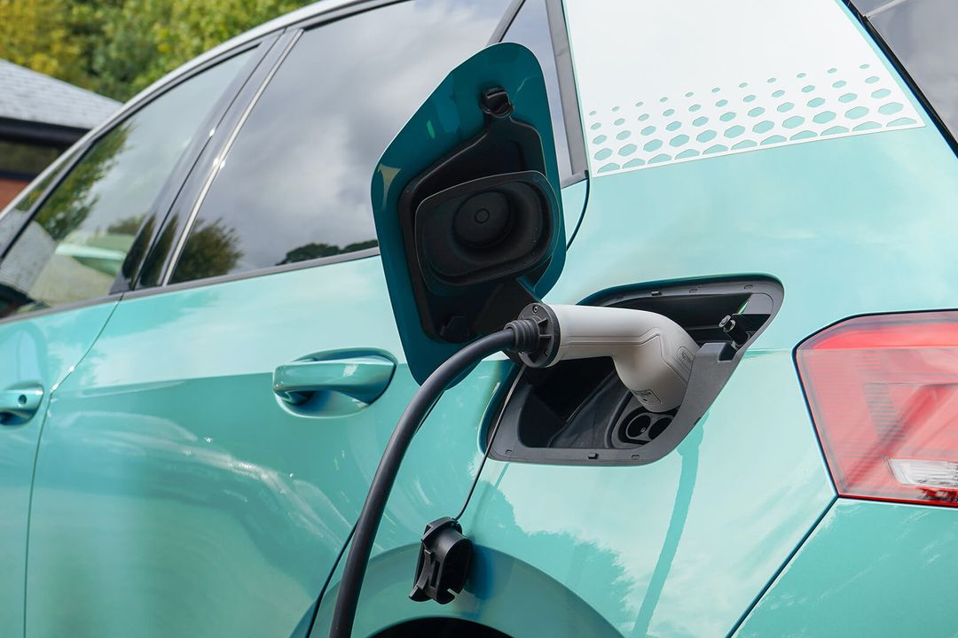 The Best Non-Tesla Electric Cars (According to Reddit) | Car Sloth