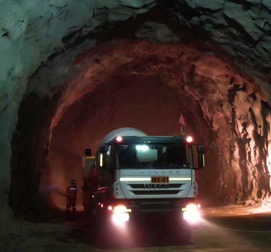Vehicle Safety Flags | LED Aerials for Mining Vehicles