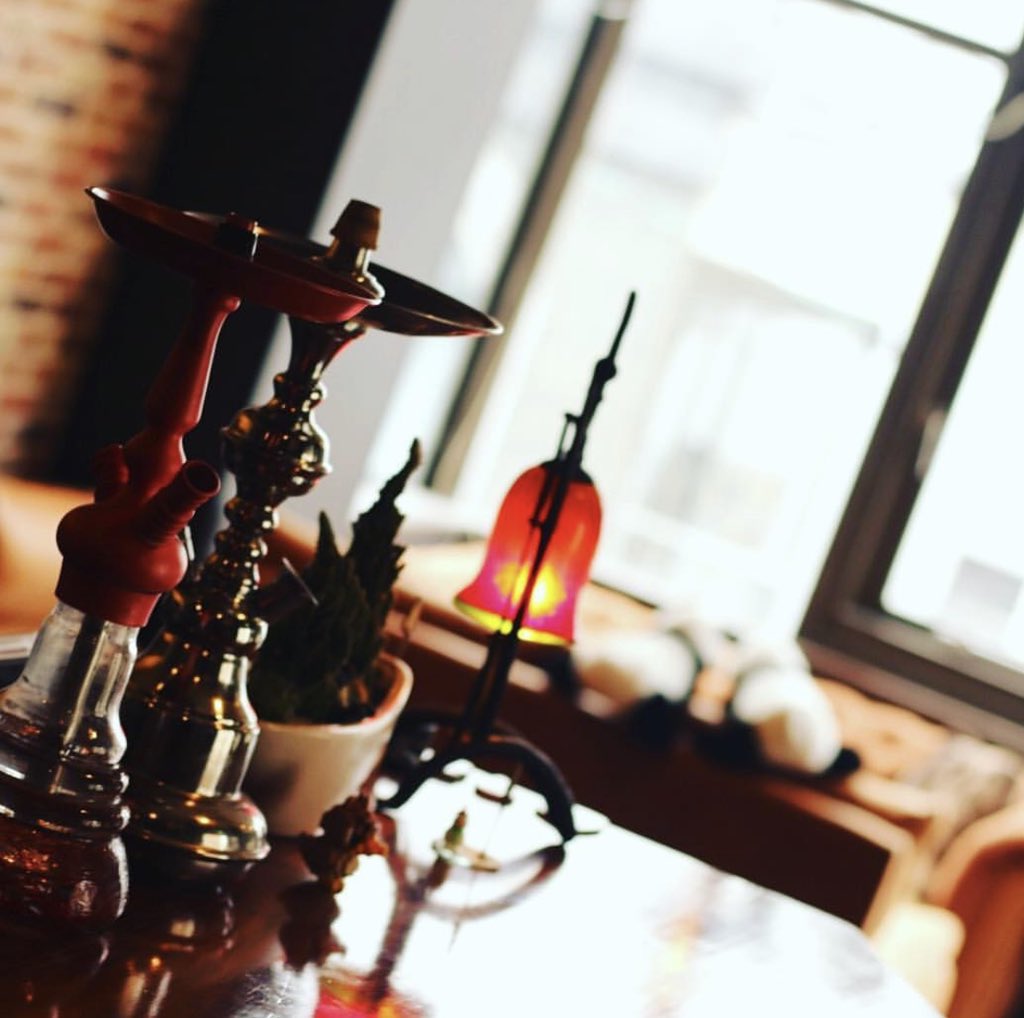 SHISHA CAFE RAS博多店（シーシャカフェラスハカタテン） 天神駅徒歩10分、赤坂駅徒歩5分 ｜シーシャ（水たばこ）カフェ・バー情報 ...