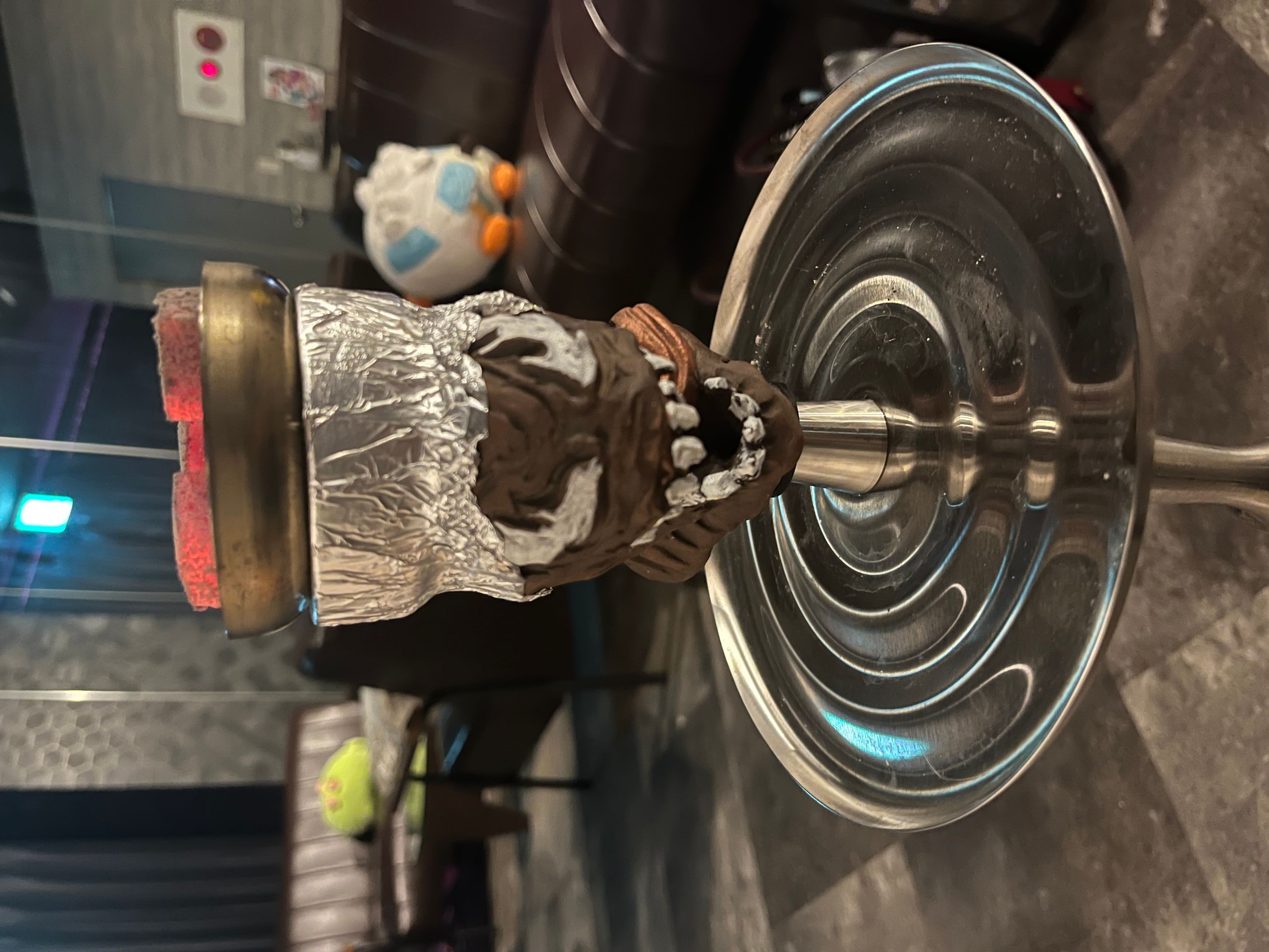 Shisha Alchemist（シーシャアルケミスト） 新宿駅から徒歩3分、桜通り沿いにある第13金嶋ビルの3階です。 ｜シーシャ（水たばこ ...