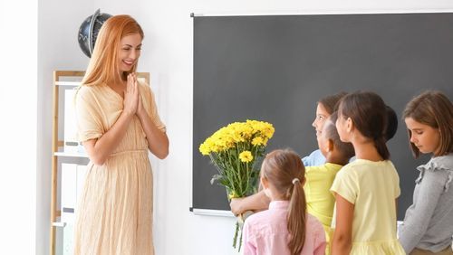 8 Ways to Use Group Videos at Work | Memento Blog