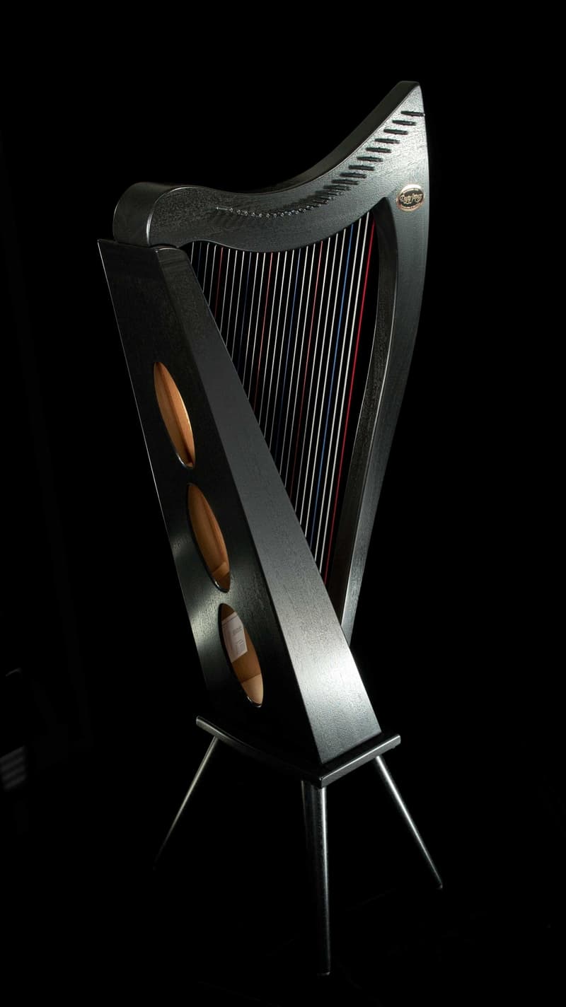 Lever Harps | Dusty Strings