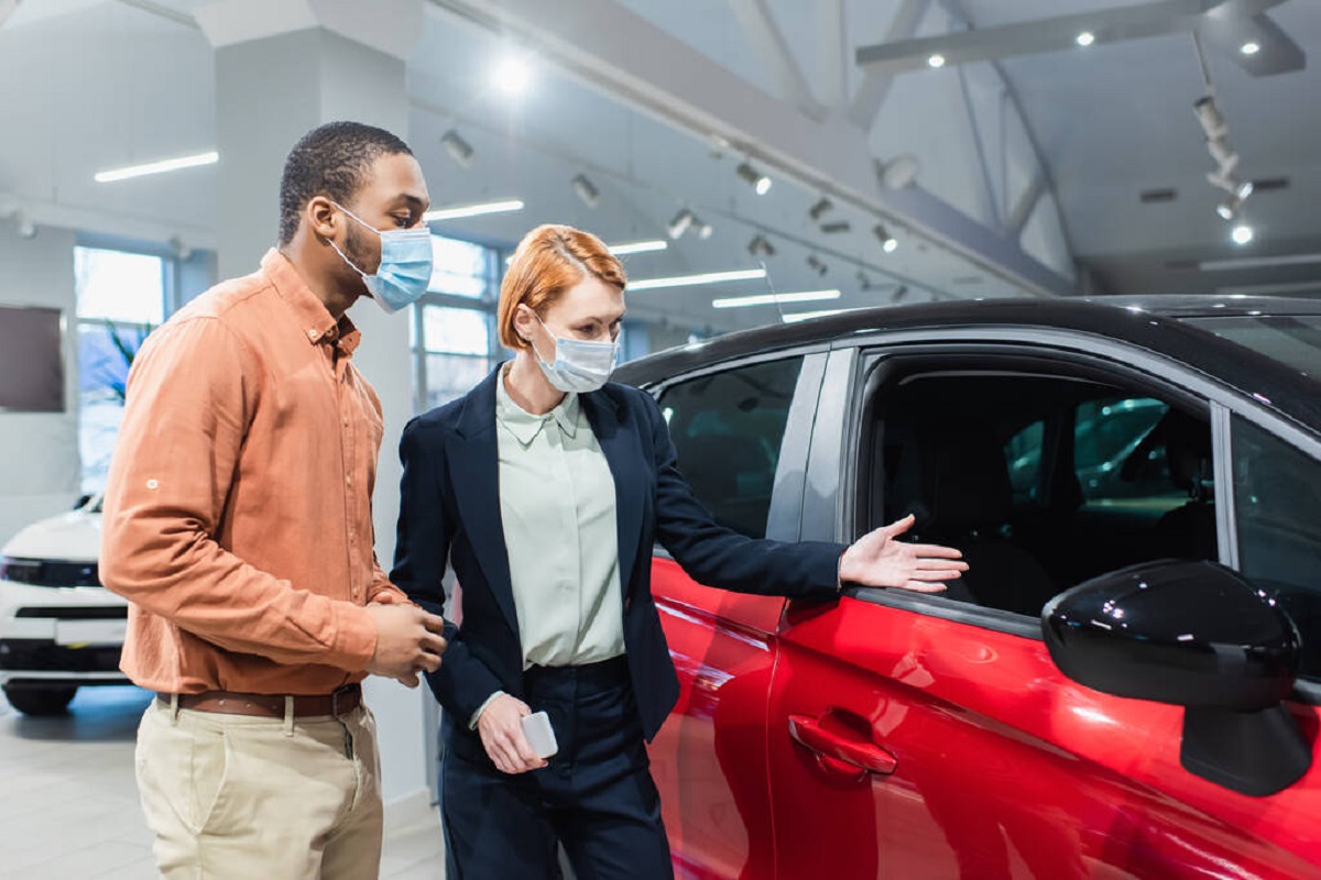 What To Write When Selling Your Car Privately | Quik Car Buyers