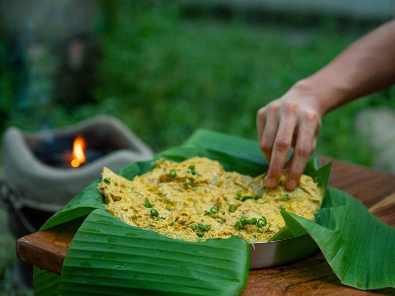 Shorshe-posto diye Katla Machher Jhal—detailed recipe with video | Bong ...