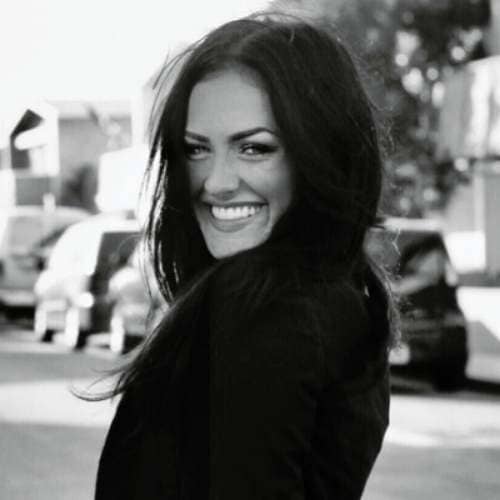 Amelia Sharp, Health Writer & Author - Signos