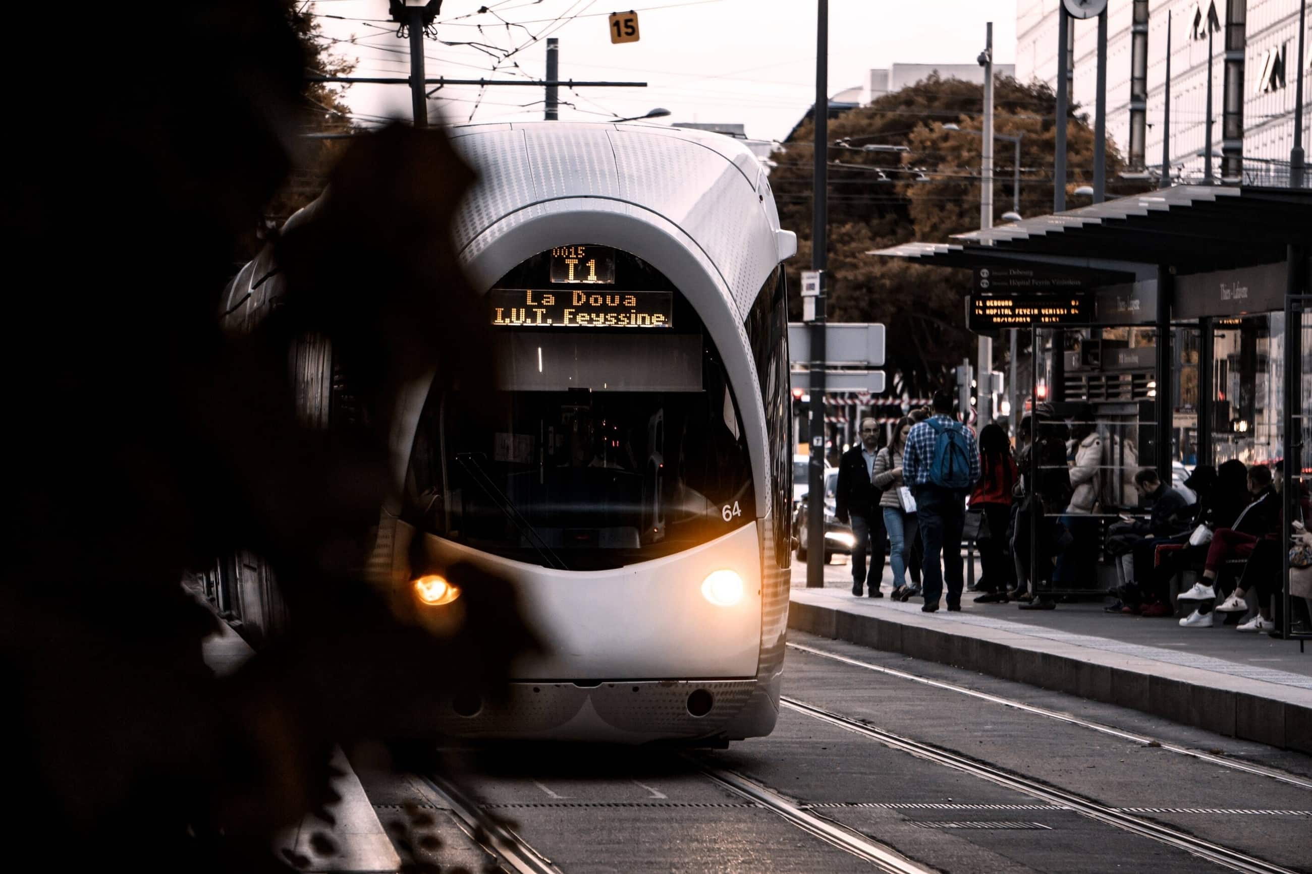 Nouvelle ligne de Tram T7 à Lyon : ce qu’elle nous apporte ! | Le Petit ...