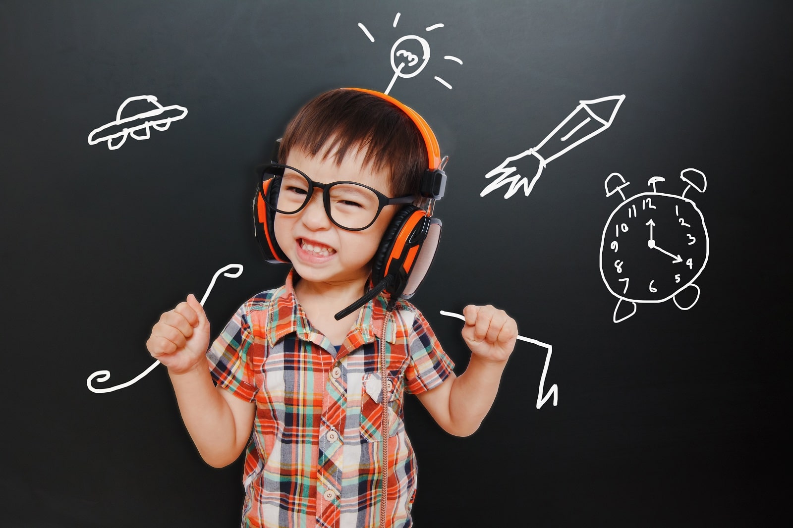 How to help a hyperactive child study | CambriLearn