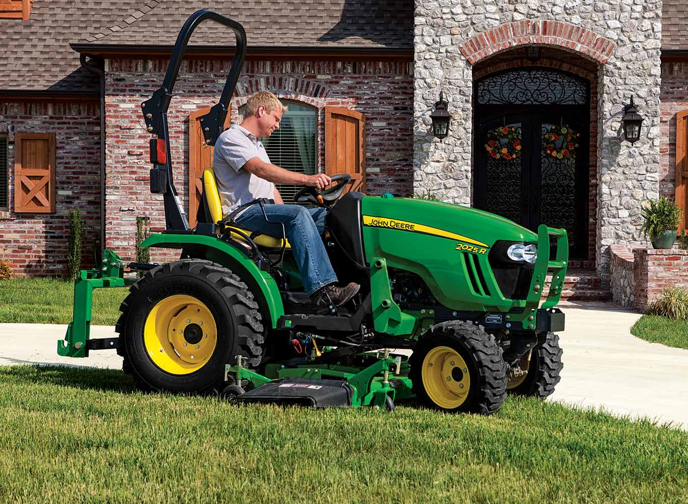 2025R Compact Tractor