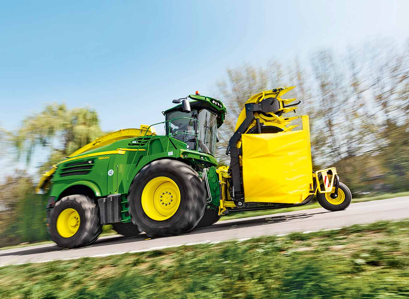 8600 Self-Propelled Forage Harvester