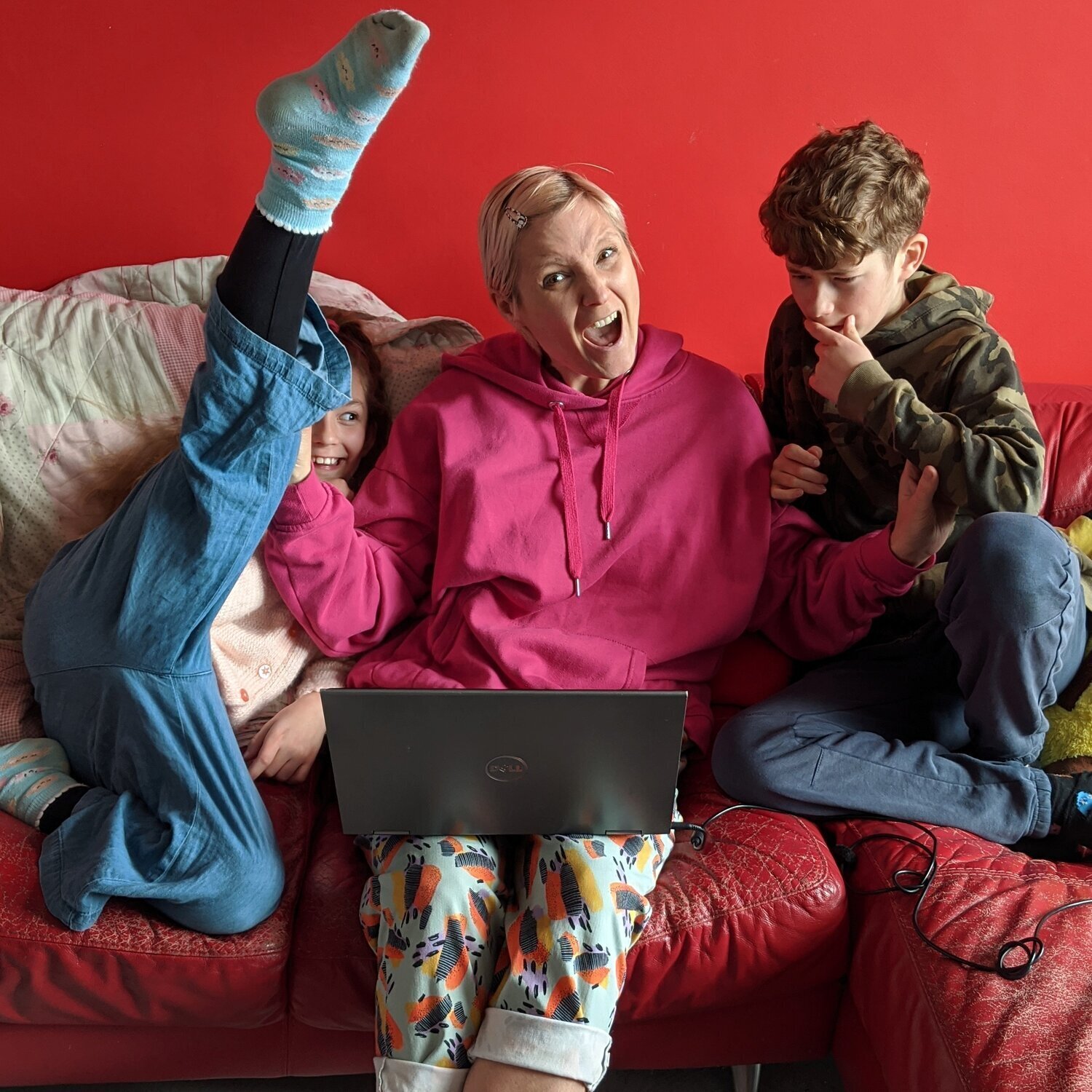 How does your team REALLY feel about WFH? - Desklodge