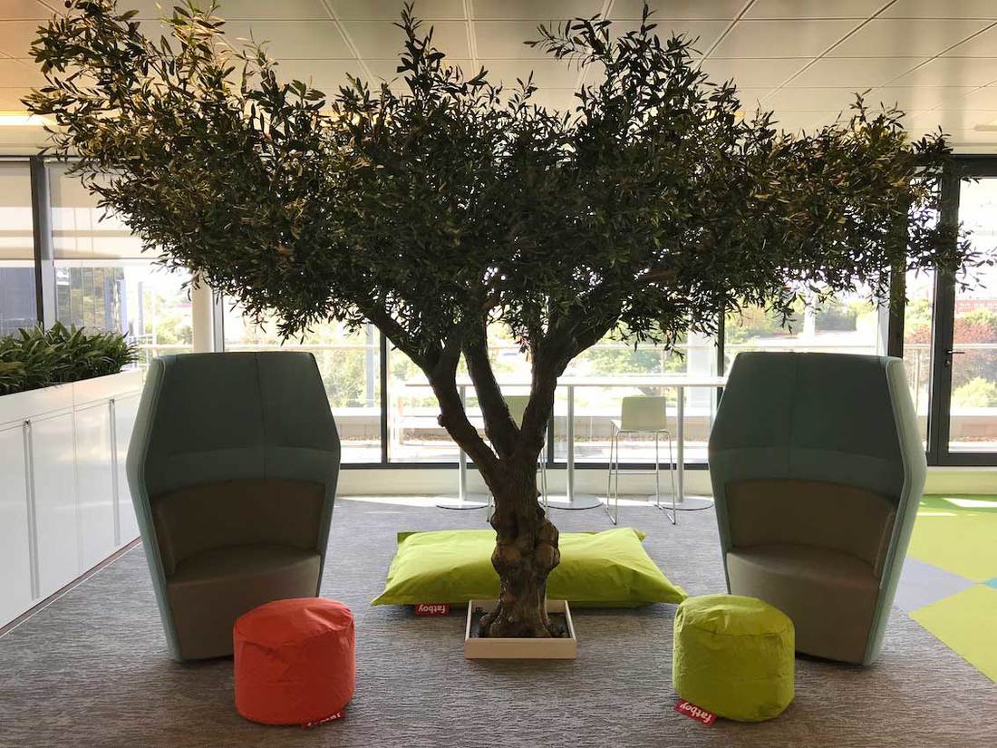 Bespoke Artificial Trees Example - PaperCut