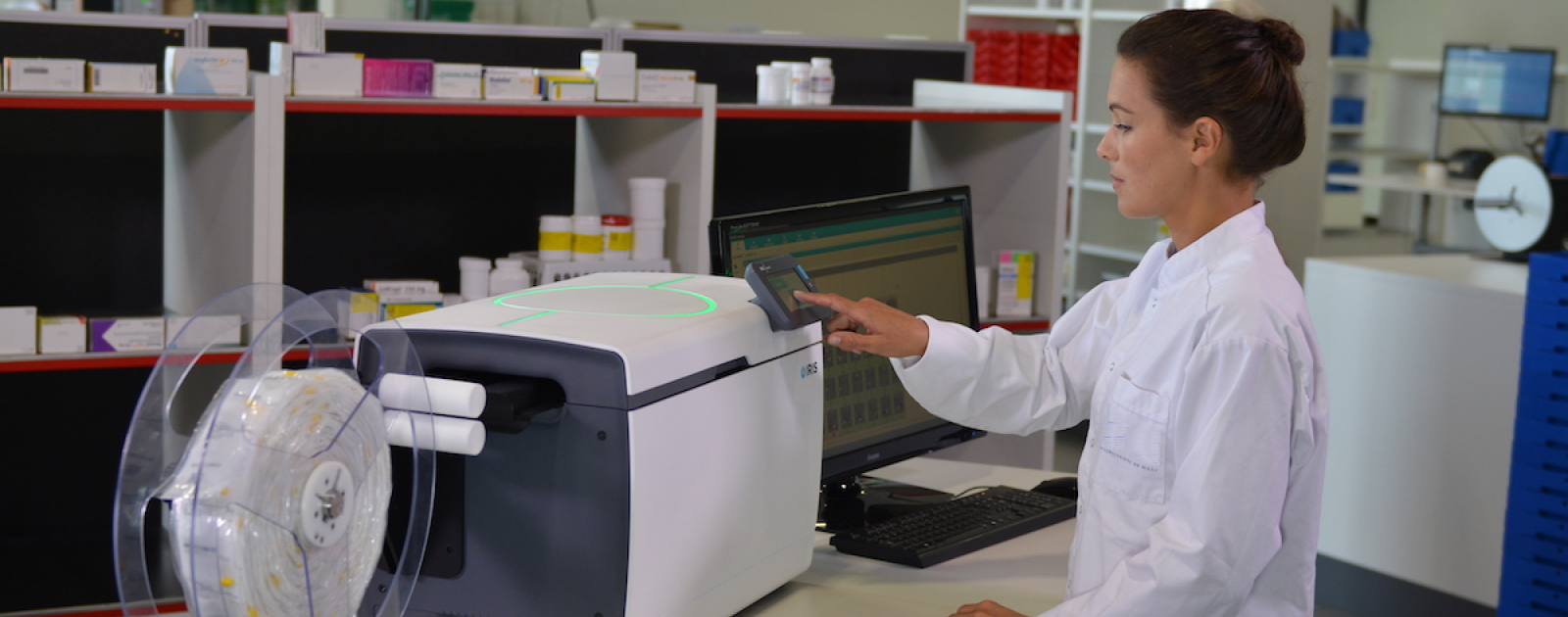 IRIS compact medication scanner