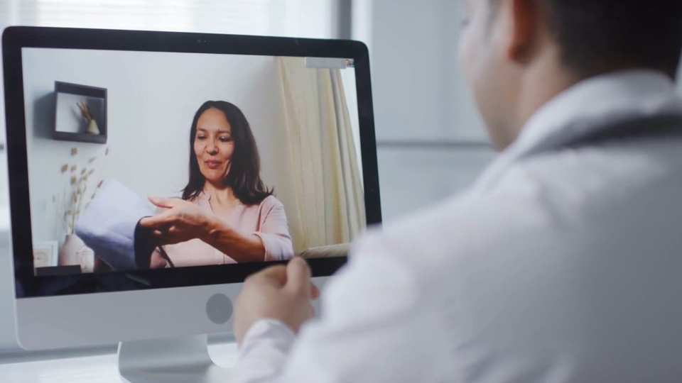 Cloud DX: Pushing the Boundaries of Medical Device Technology