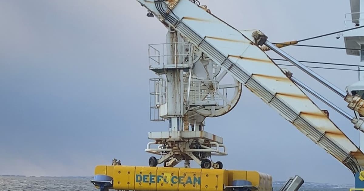 Seabed intervention tools