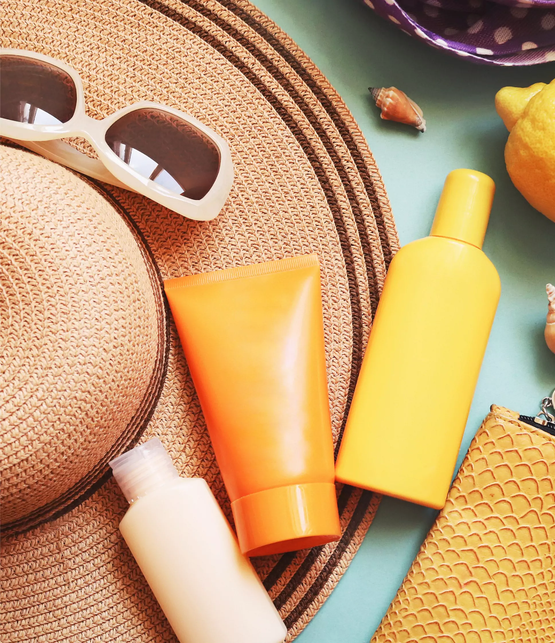 Sunscreen 101: A Guide To Different Types Of Sunscreen - Tira