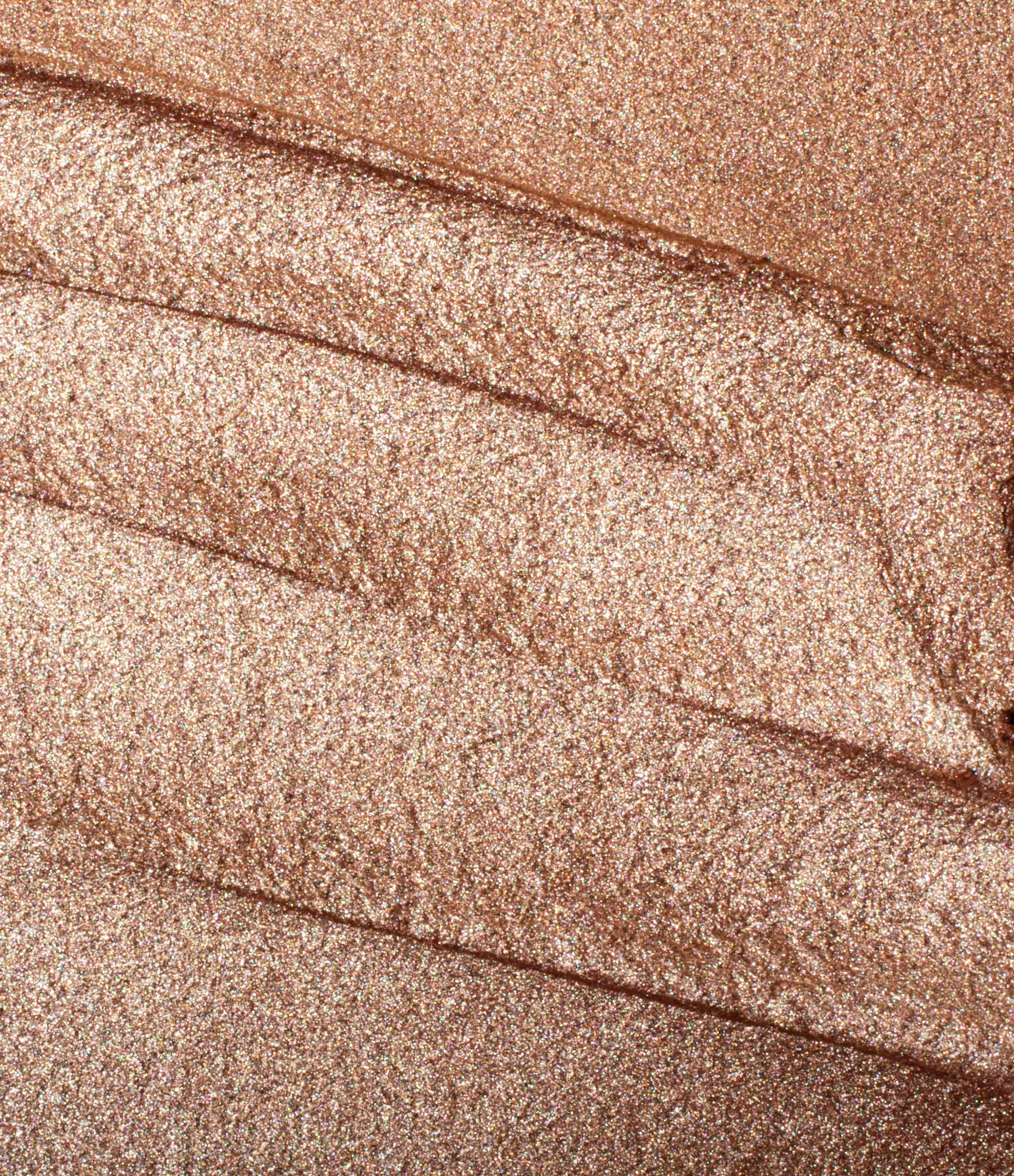 How To Use Highlighter To Up Your Eye Makeup Game - Tira