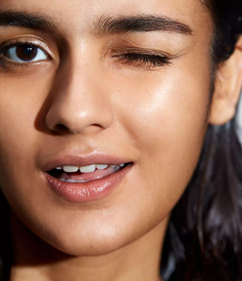 How to do your base makeup for a ‘no-makeup’ makeup look