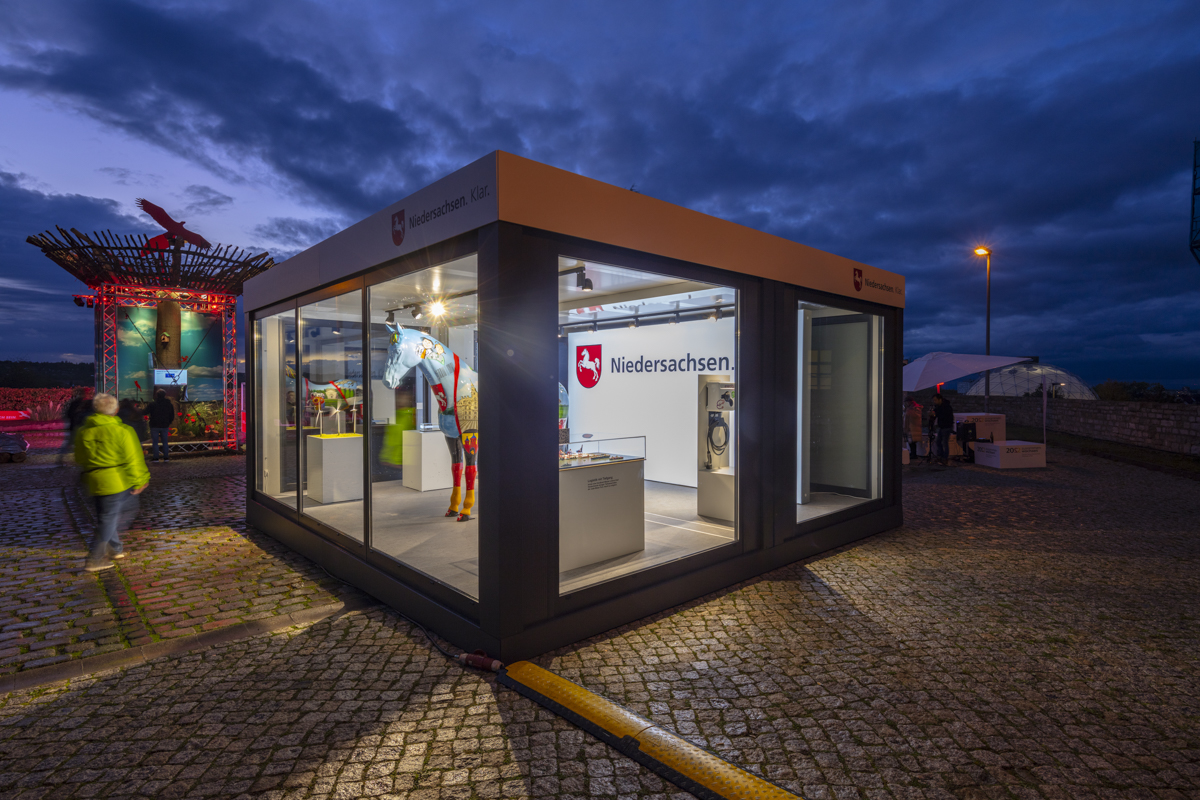 Eventcontainer als Präsentationsräume - Tag der deutschen Einheit 2022 ...