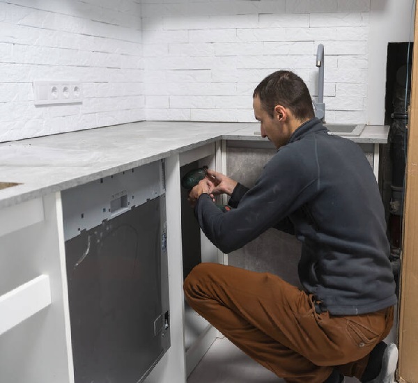 How To Cut A Laminate Benchtop | Fine Design Furniture Australia