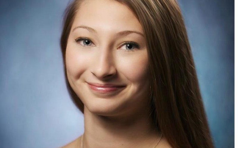 Sarah Bach's Instagram, Twitter & Facebook on IDCrawl