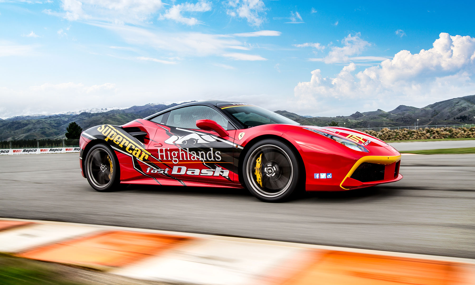 Supercar Fast Dash | Ferrari Driving Experience | Highlands