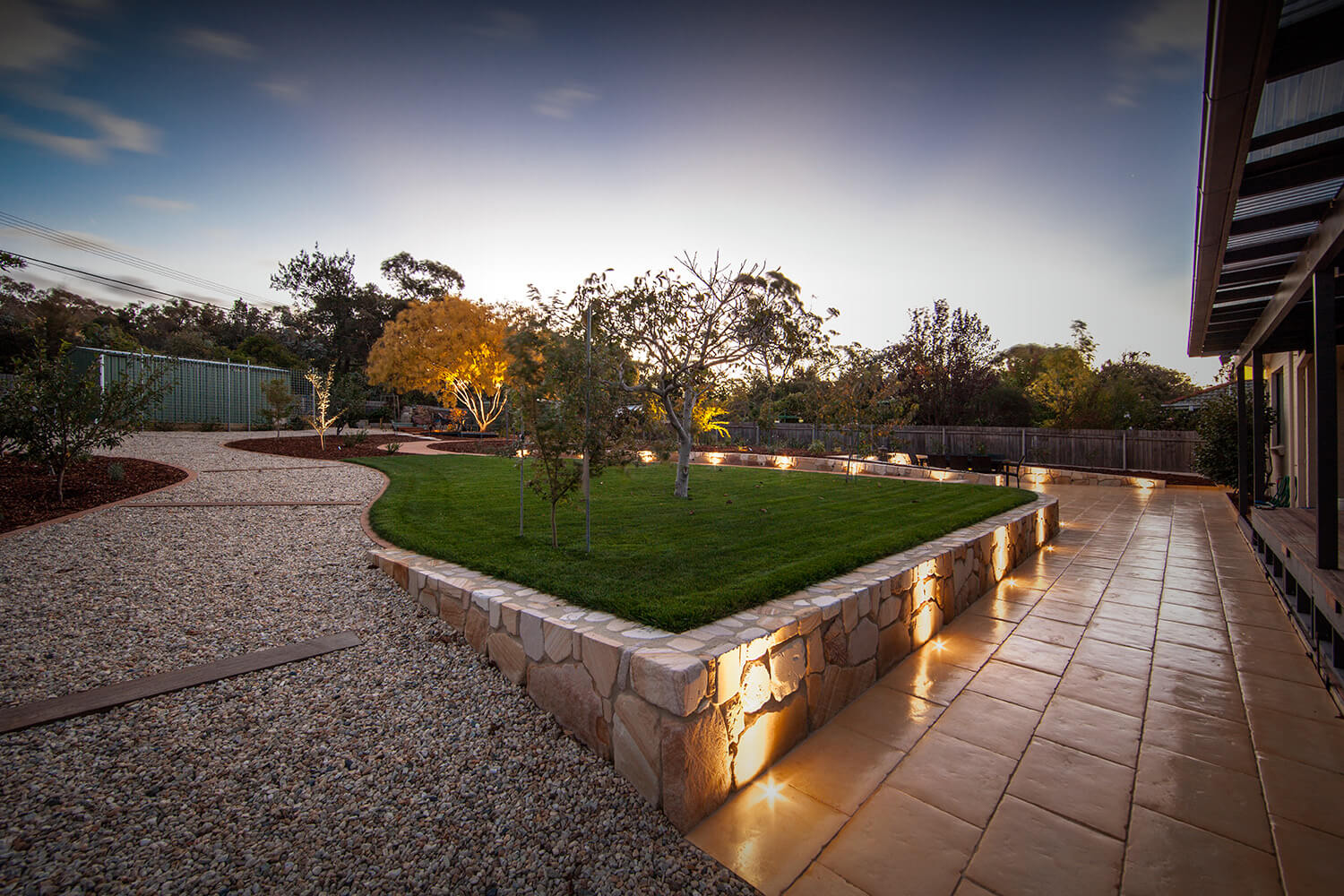 LED Deck Lights | In-ground Path Way Lighting | In ground Uplighting ...