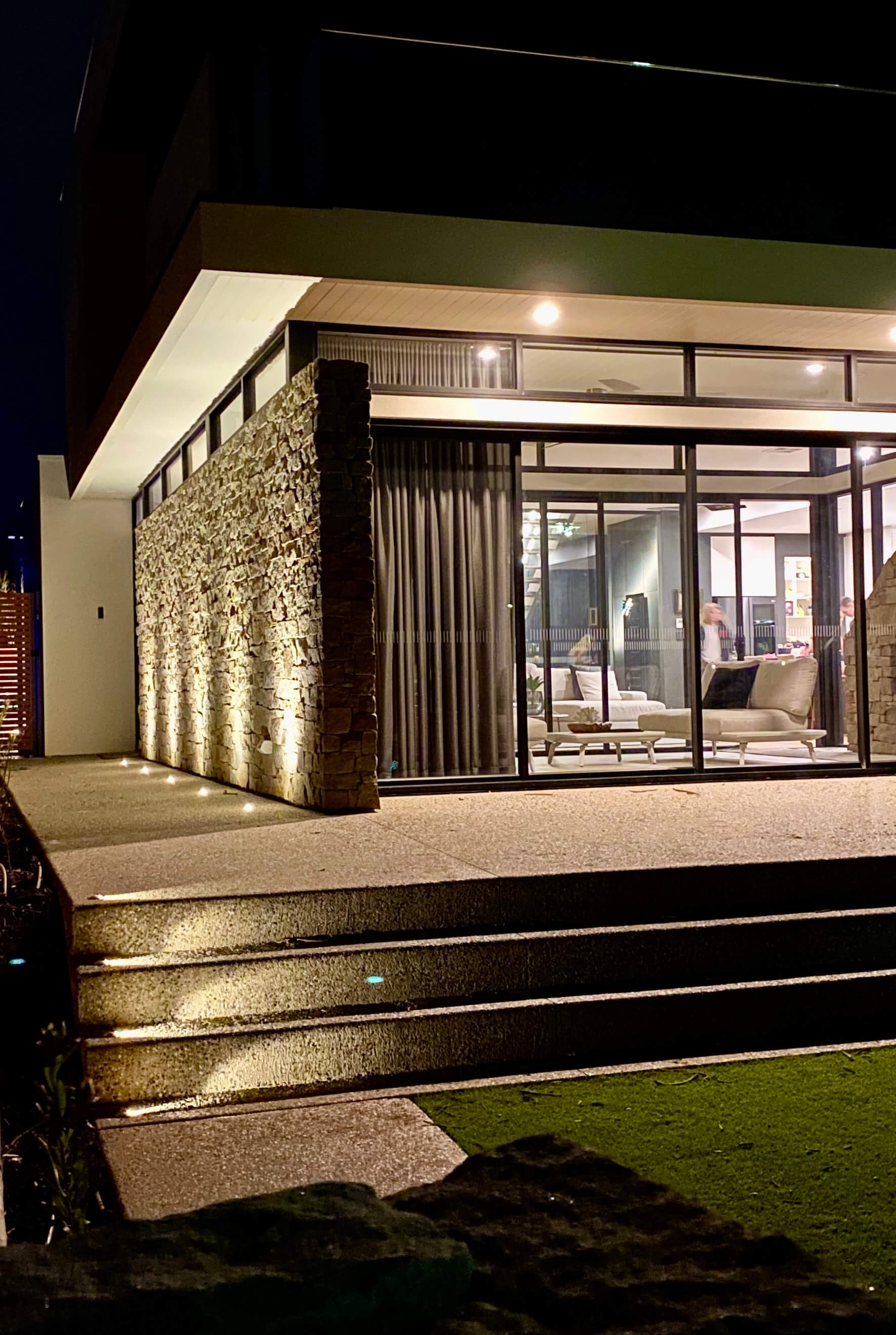 LED Deck Lights | In-ground Path Way Lighting | In ground Uplighting ...