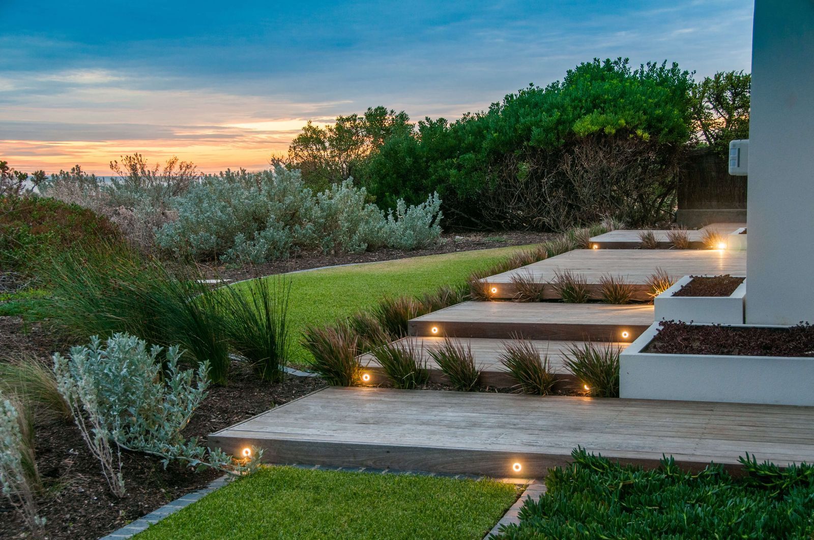 LED Stair Lights | LED Step and Low Wall Lighting | Allera