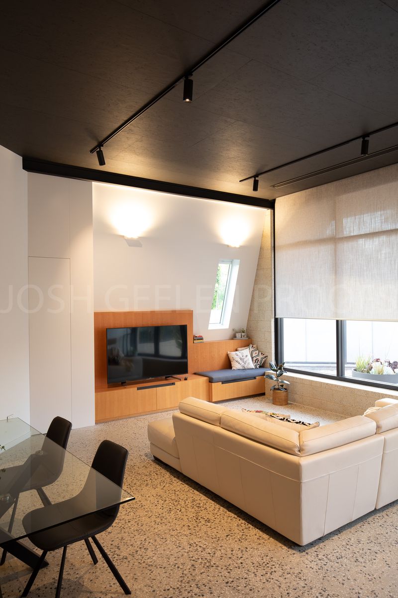 LED Track Lights | Ceiling & Wall Track Lighting | Allera