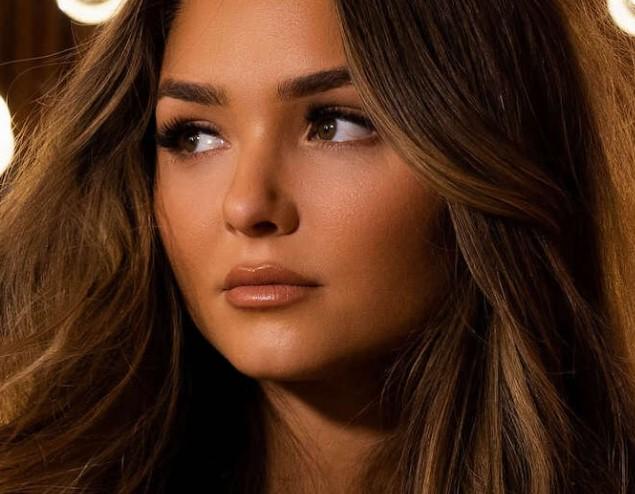 Gabi Sklar - Singer-Songwriter & Music Artist