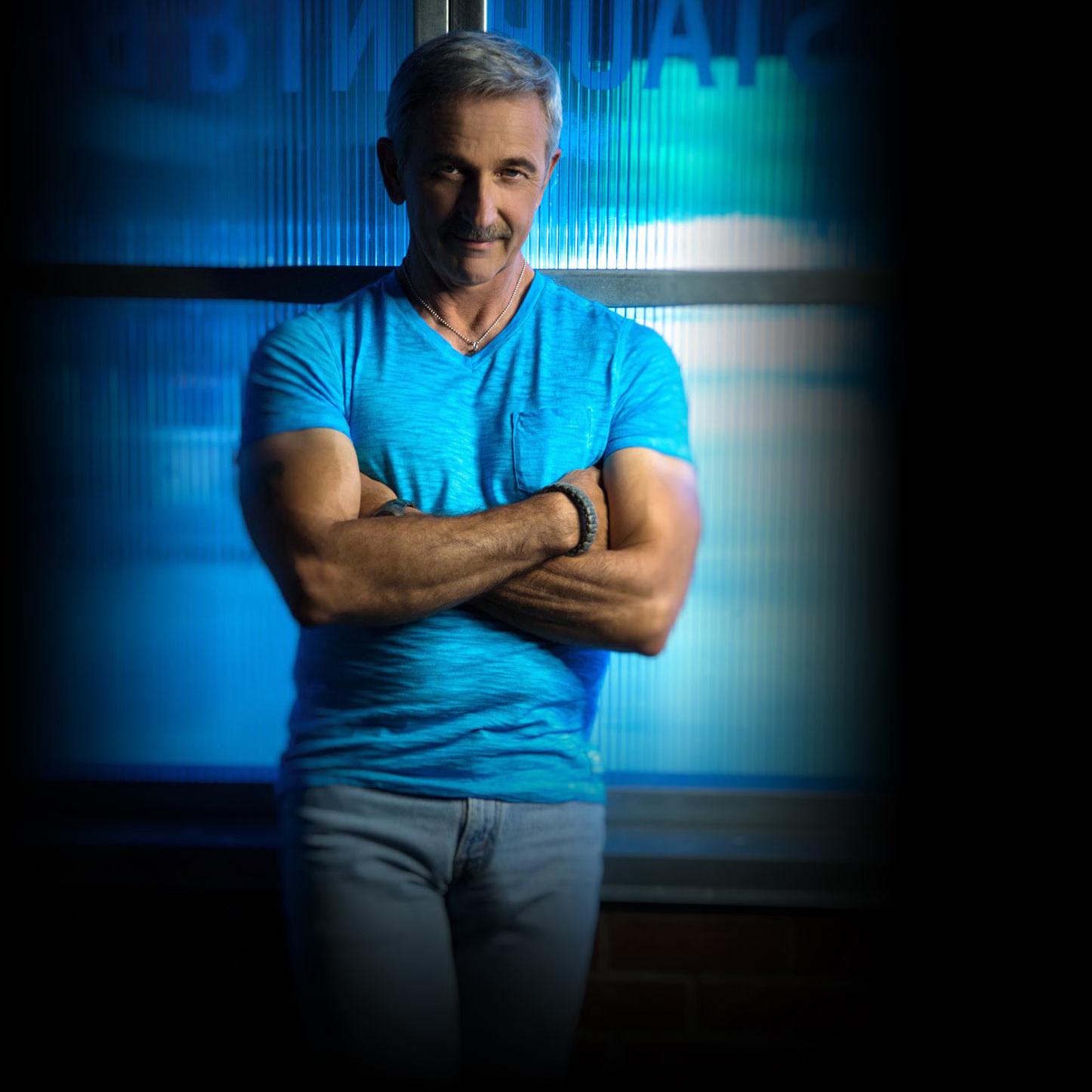 Aaron Tippin | Country Music Singer-Songwriter